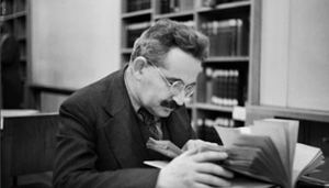 Walter Benjamin on the Flâneur – The blog of Brian LePort